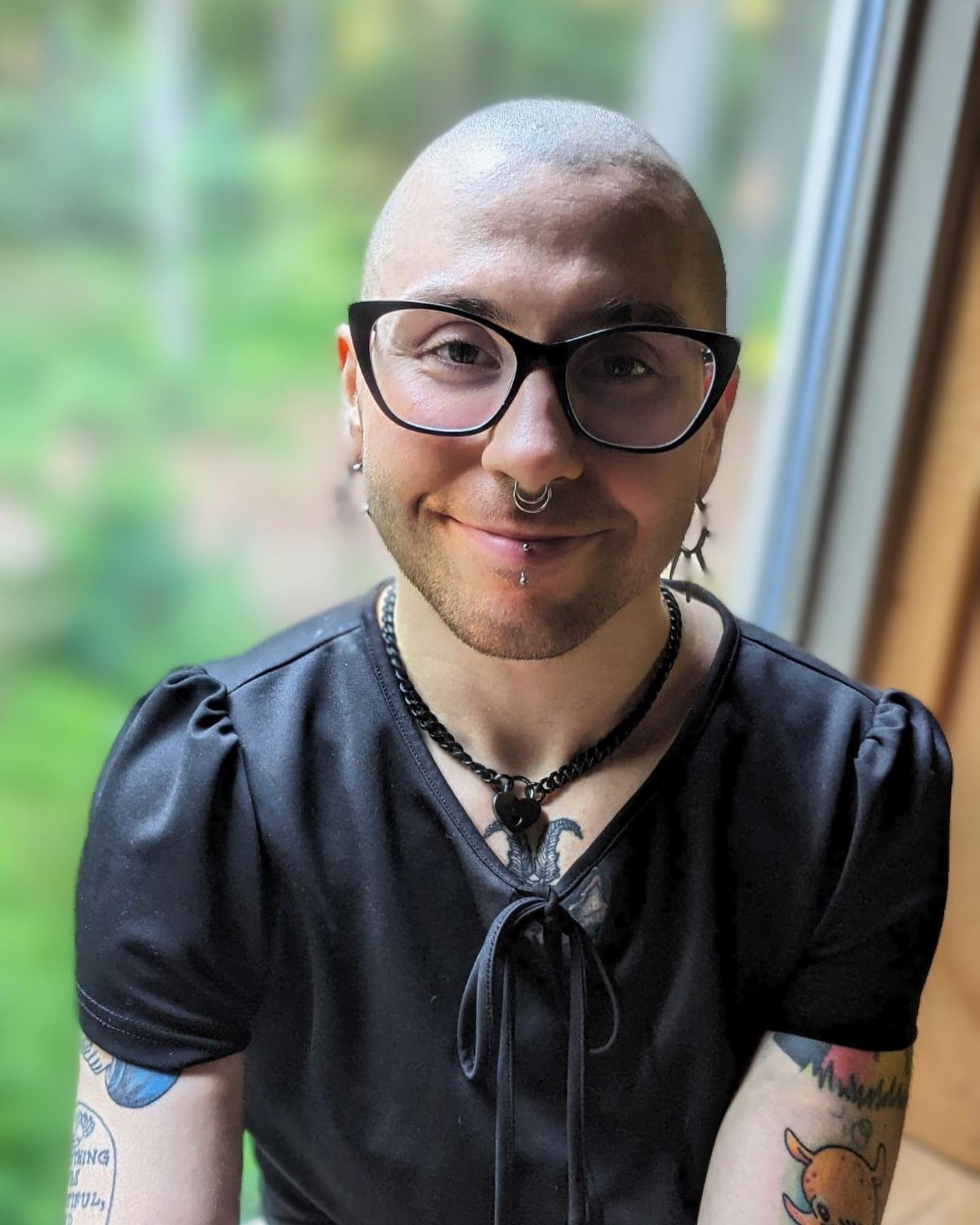 Robin Gow | Poet, Witch, & Educator